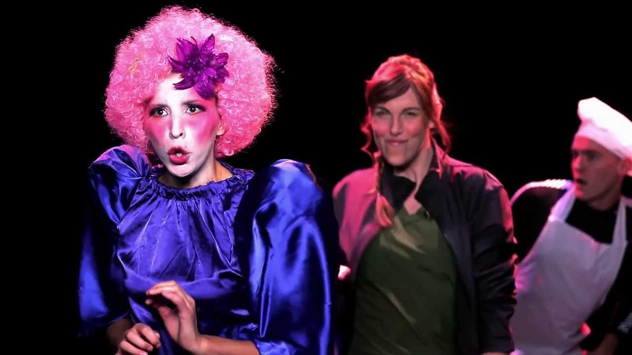 Tribute: A Hunger Games Musical! - YouTube