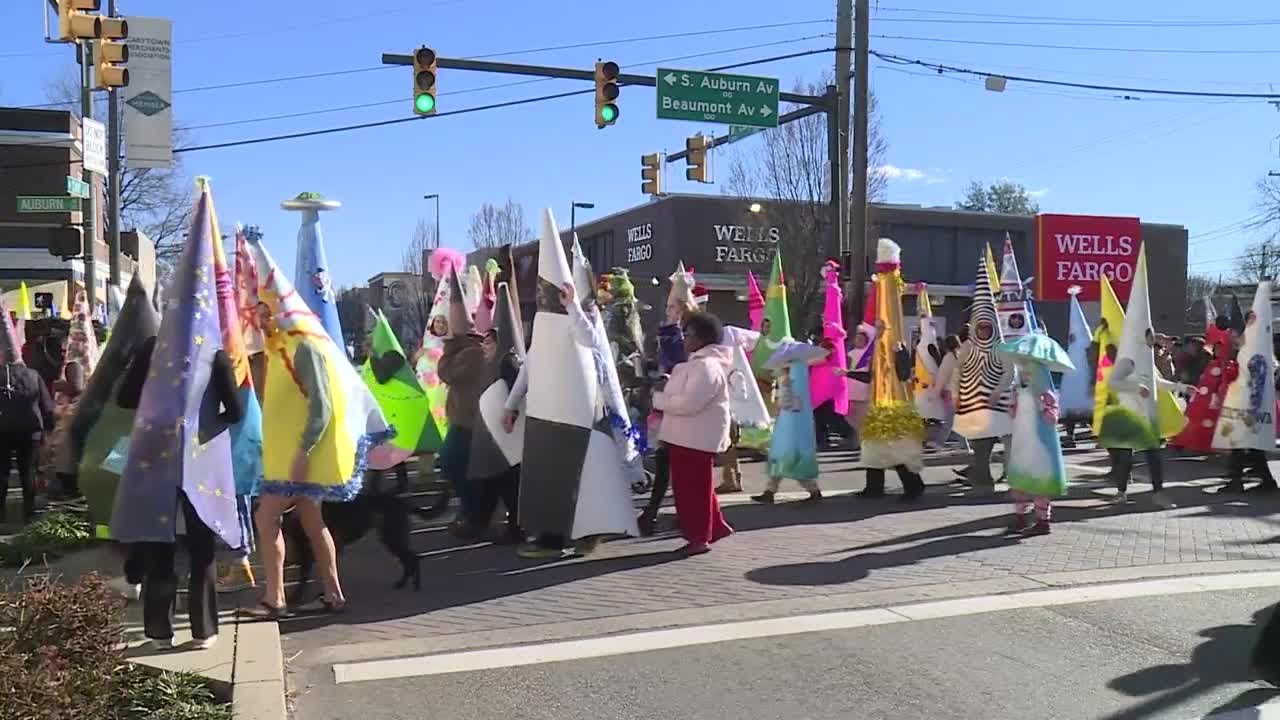 17th annual Cone Parade held in Carytown on New Year's Day - YouTube