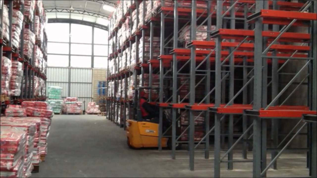 RACKS DRIVE IN PRONTOMETAL - YouTube