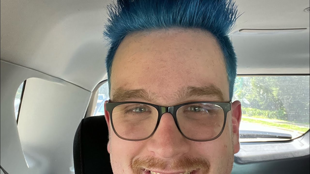 The official new blue hair!! - YouTube