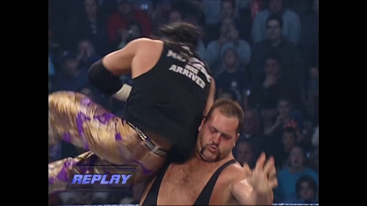 Big Show vs. Matt Hardy (WWE SmackDown!) HD | 2002 - YouTube