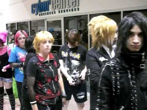 Metrocon 2011 Rave line - YouTube
