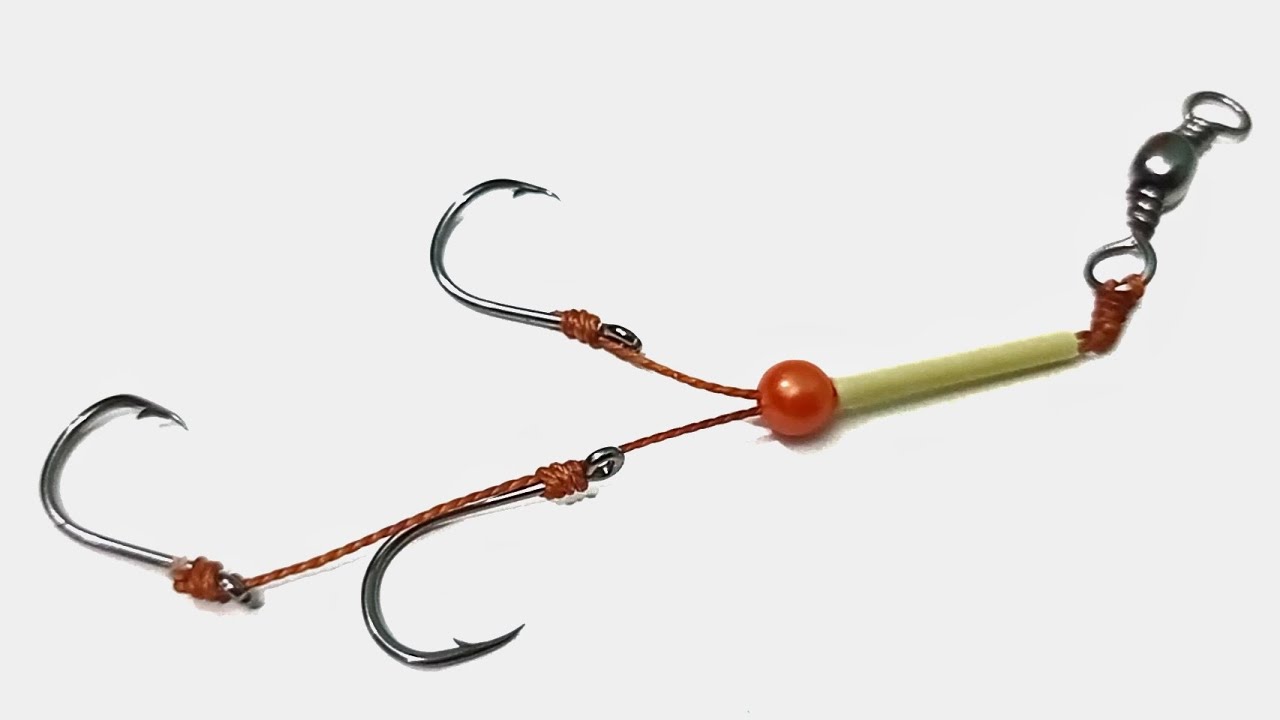 The Three Hooks Knot - How To Tie 3 Fishing Hooks - YouTube