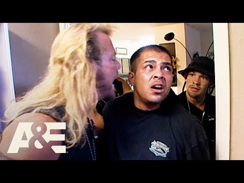 Pure Chaos During INTENSE Bust of Drug Addict | Dog The Bounty Hunter | A&E