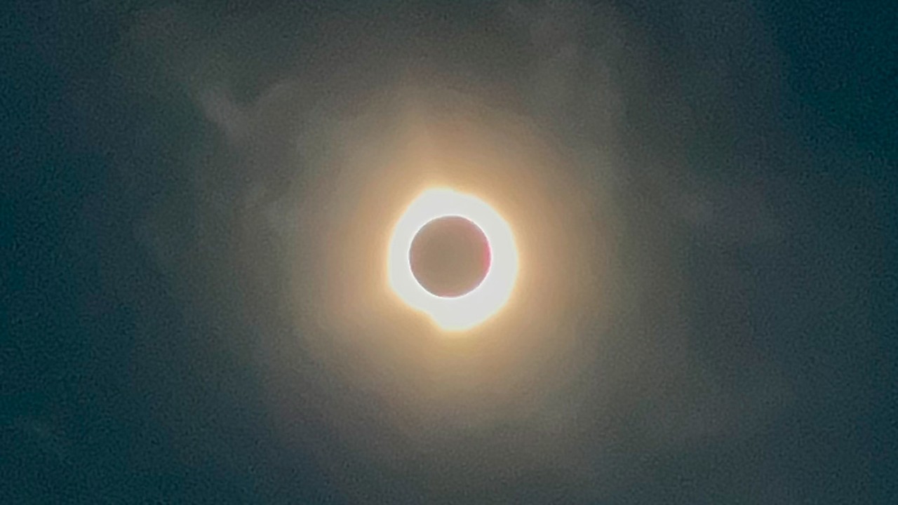 Solar Eclipse Time-Lapse - YouTube