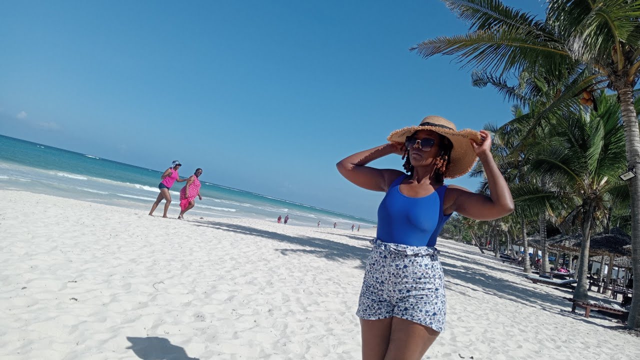 A trip to Diani Beach and Wasini Island. - YouTube