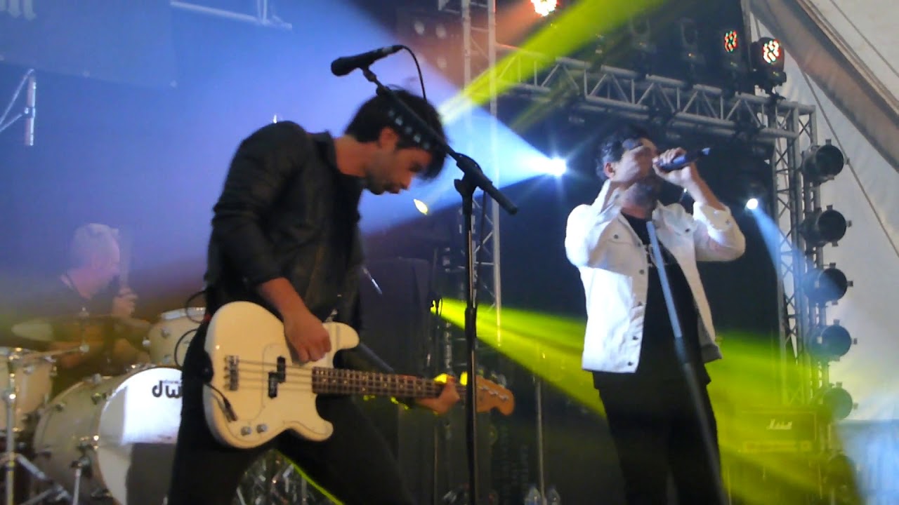 GUN - Two songs Better Days - Rock And Blues Festival - 26th to 28th ...