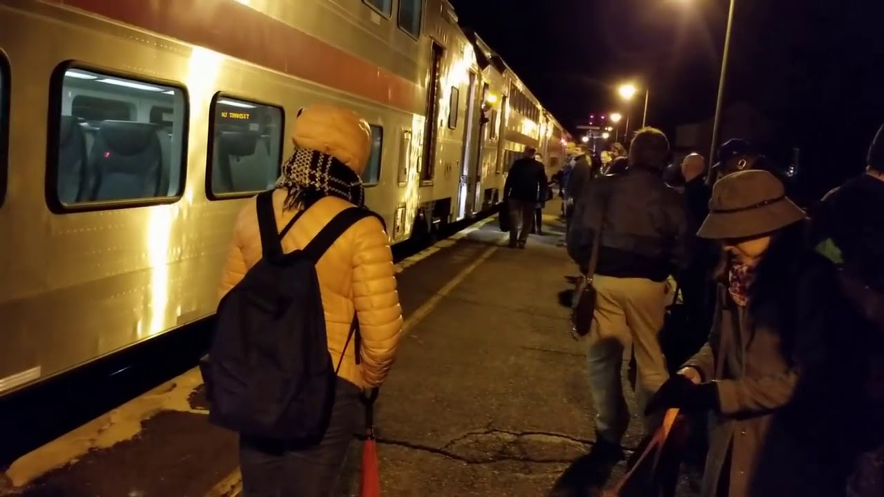 NJ Transit hell: 4 hours to get home due to train snafu - YouTube