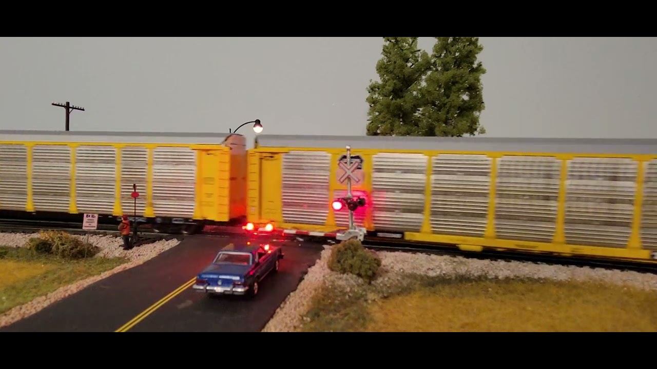 CP GP20C-ECO's HO Scale - YouTube