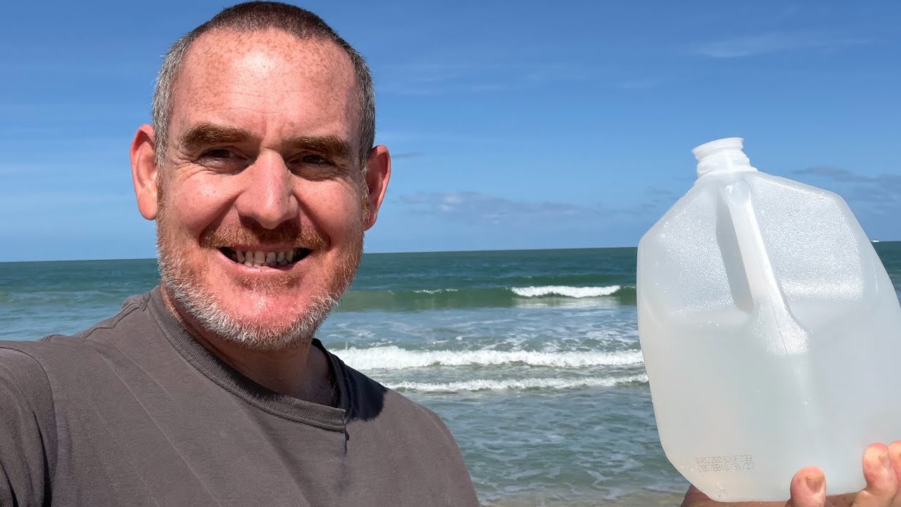 Turning Sea Water into Salt, Extracting Salt from Sea Water, making ...