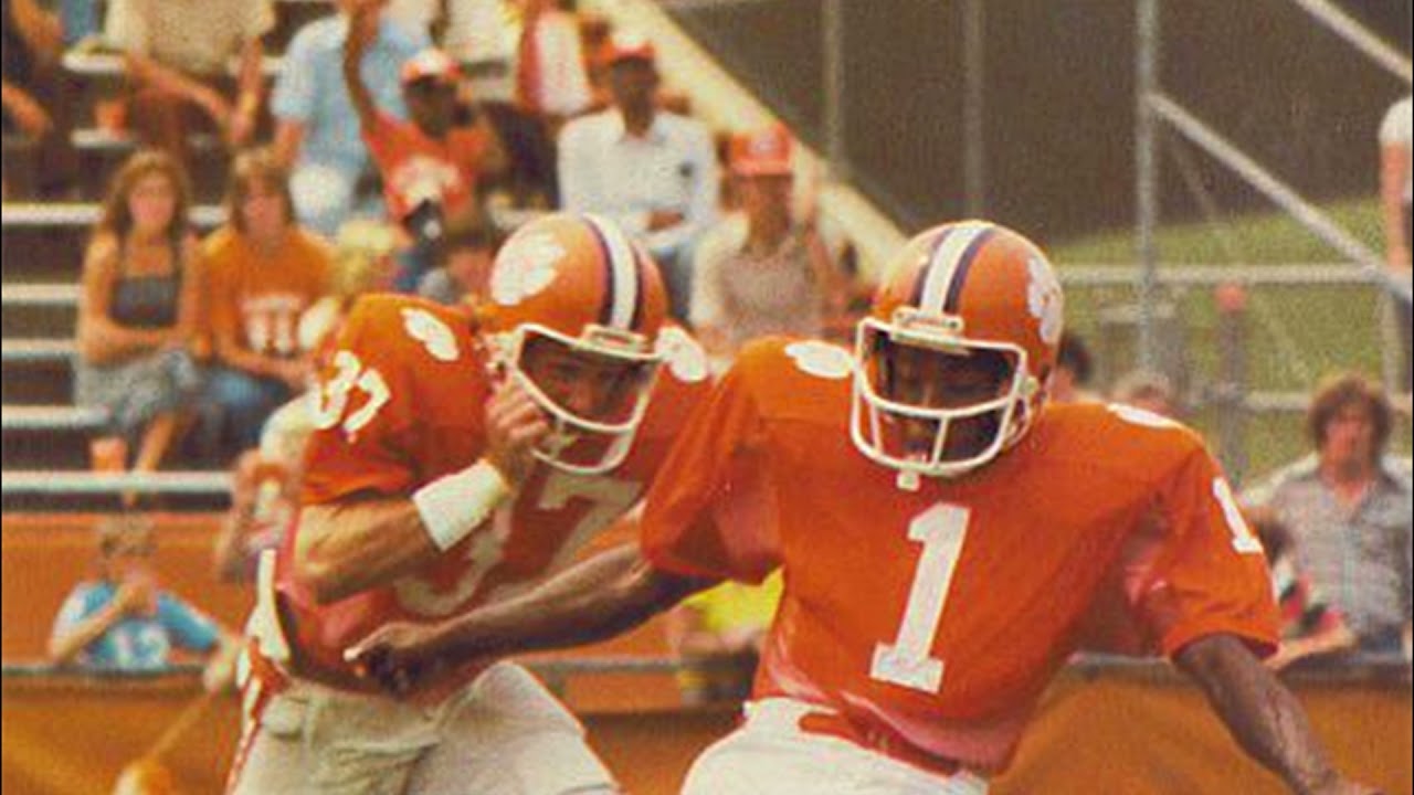 Obed Ariri Dark Territory Clemson Letterman Of The Day - YouTube