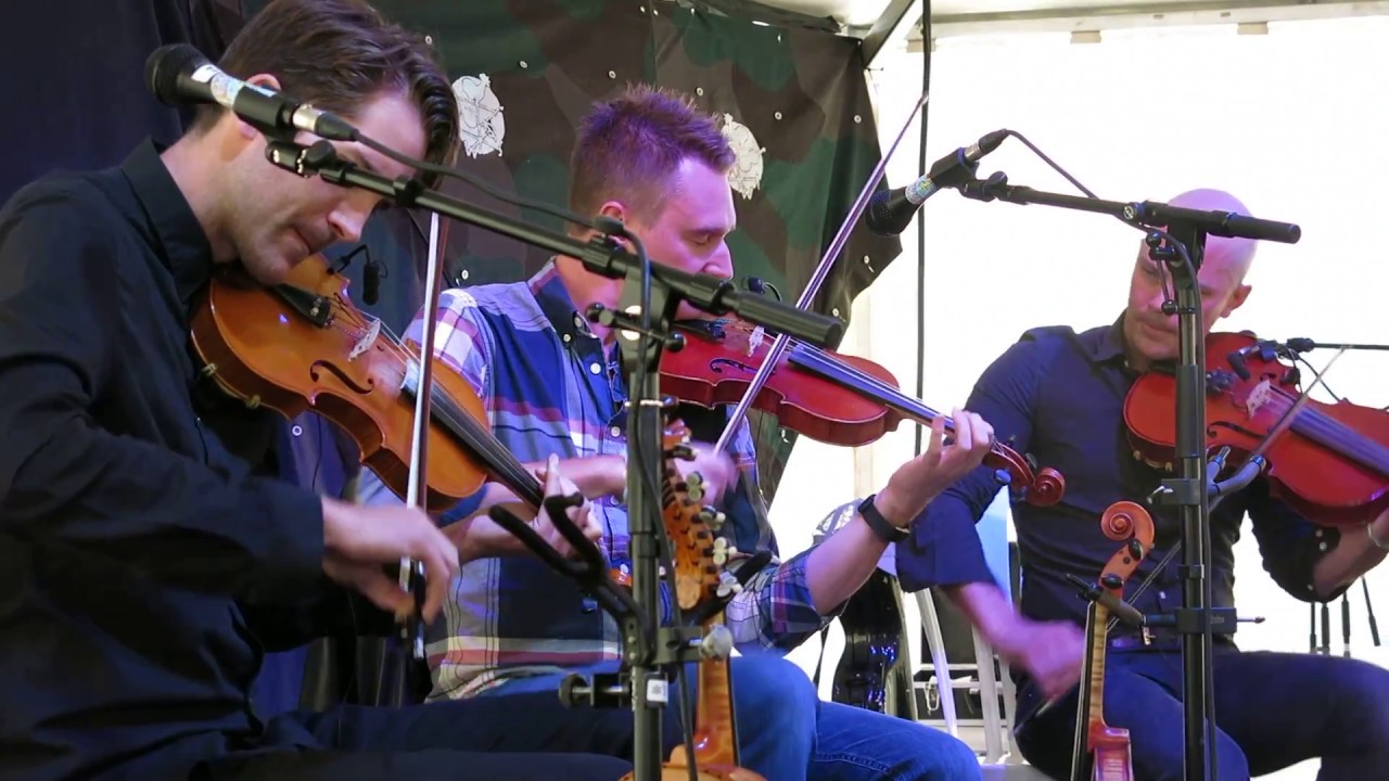 "The Nordic Fiddlers Block" from Norway / Shetland / Sweden - YouTube