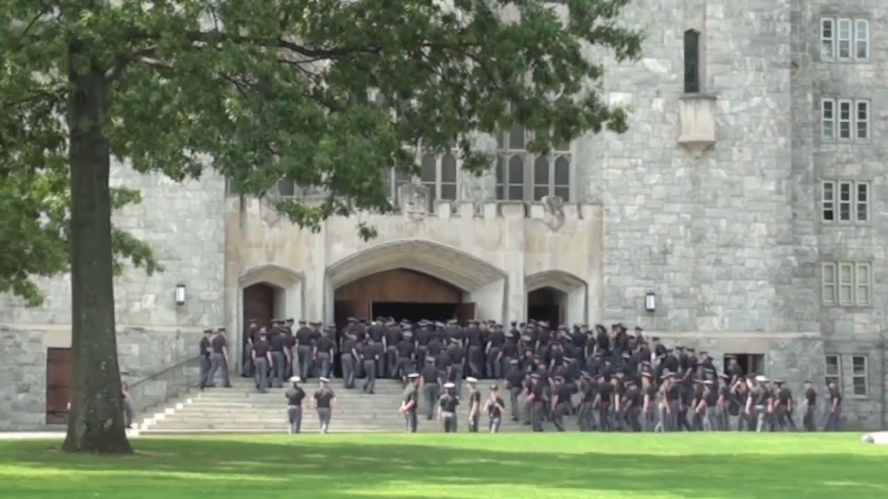Lunch at West Point - YouTube