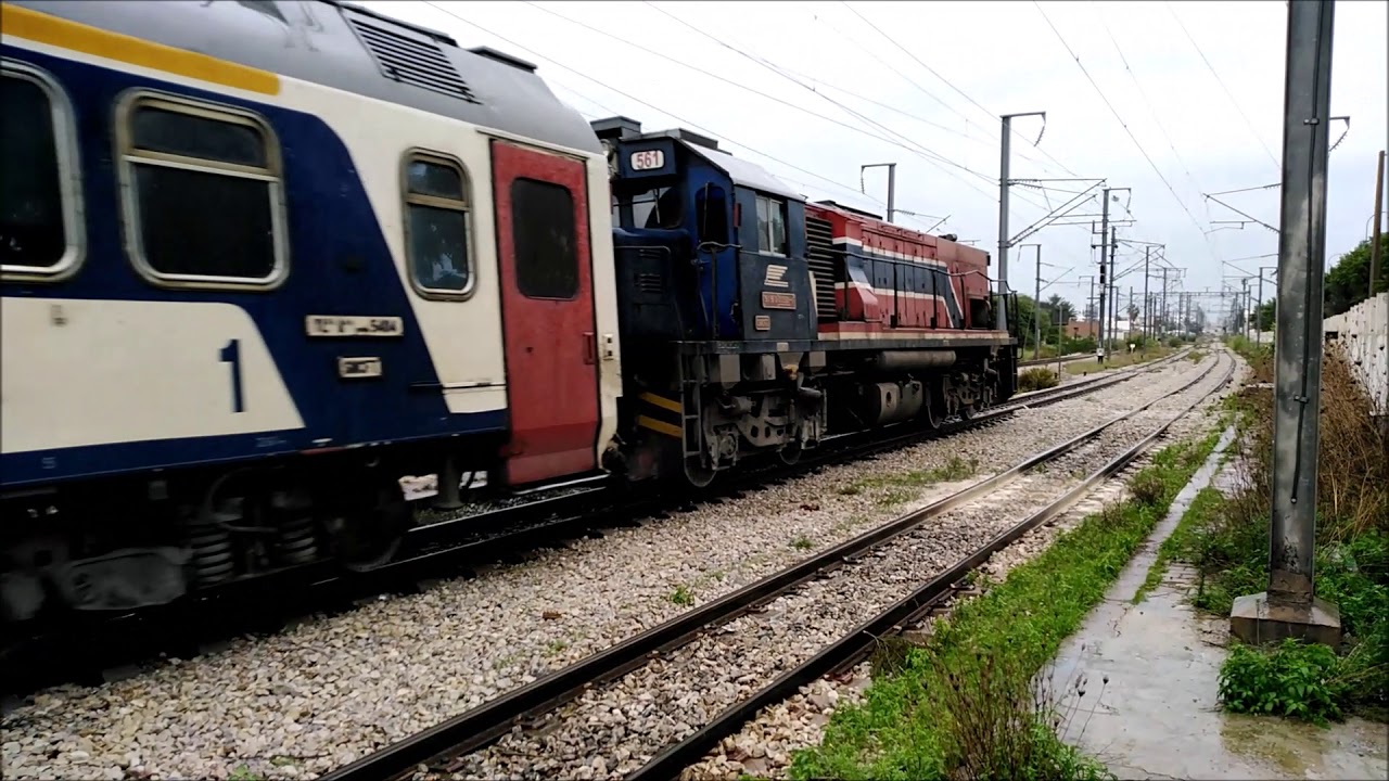 SNCFT: Train N 5-13/55 Tracted By GT-561 Pass On a rainy day With 30KM ...
