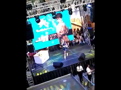 ÖZDİLEK PARK ANTALYA YA DERYA ULUĞ MİNİ KONSER VERDİ BÜGÜN SAAT 4.00 DA .
