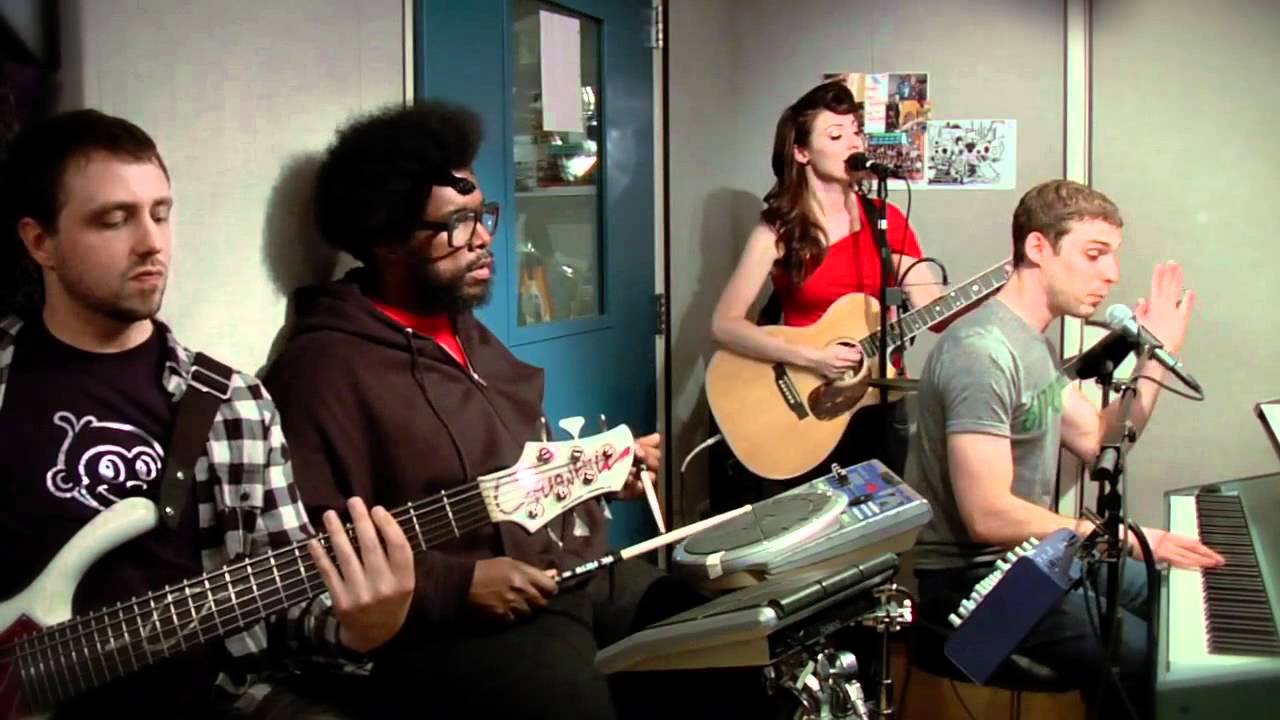 Super Bass - Nicki Minaj (Cover by @KarminMusic) - YouTube