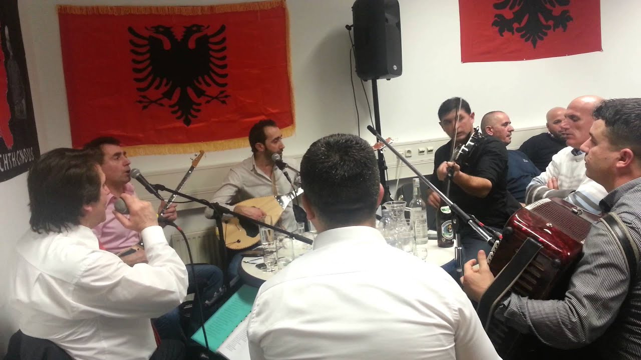 Vllezrit Ukaj dhe Delijaj 2016 Munchen - YouTube