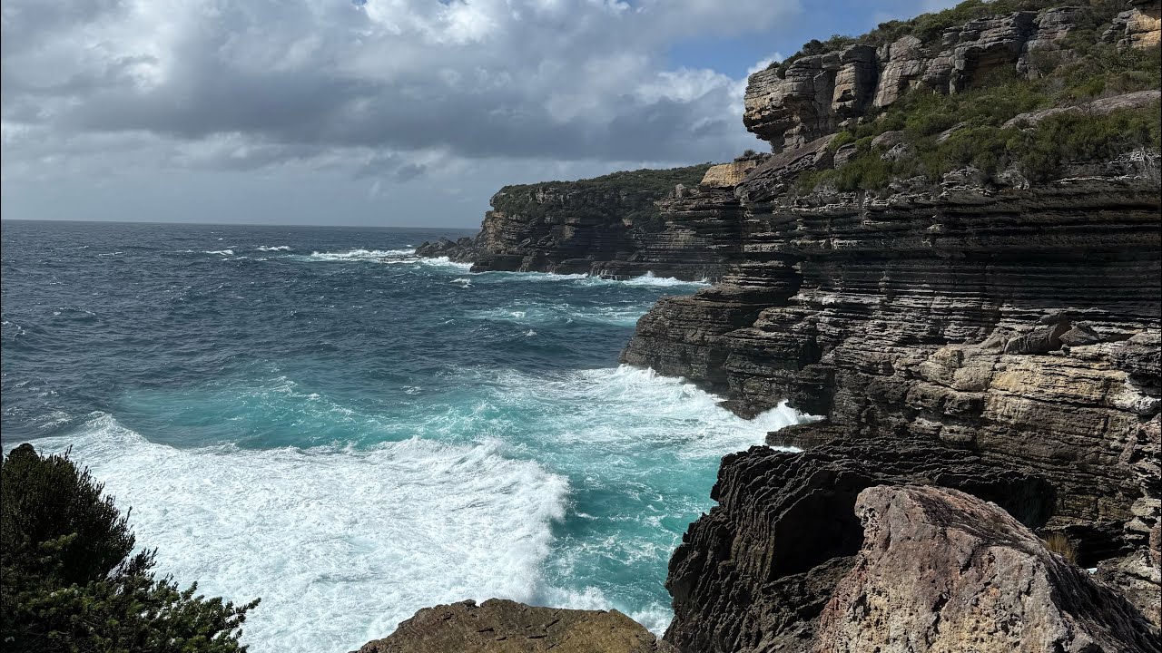 Jervis bay ( mermaid inlet ) one of the best rock fishing 🎣 and camping ...