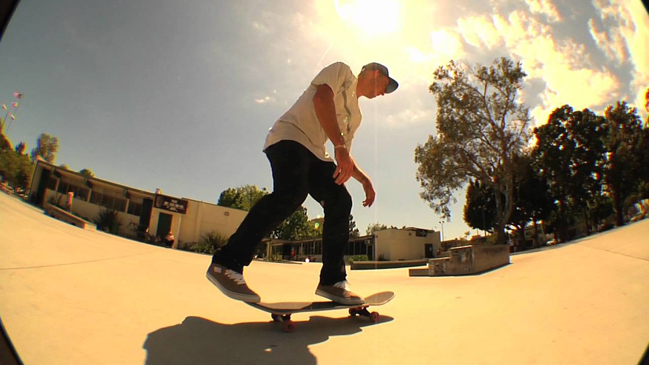 Johnny Layton Talks Theeve - YouTube