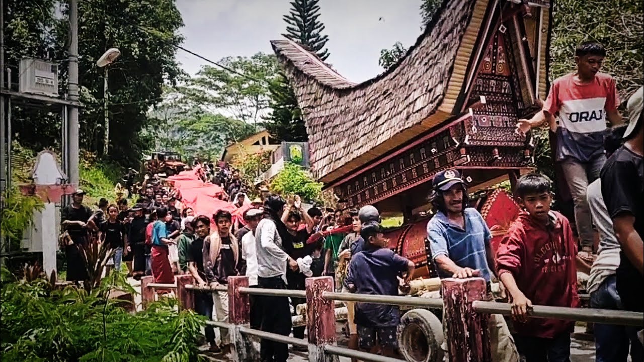 Ma'pasonglo || upacara adat toraja rambu solo' Almh. Yohana Sitti di ...