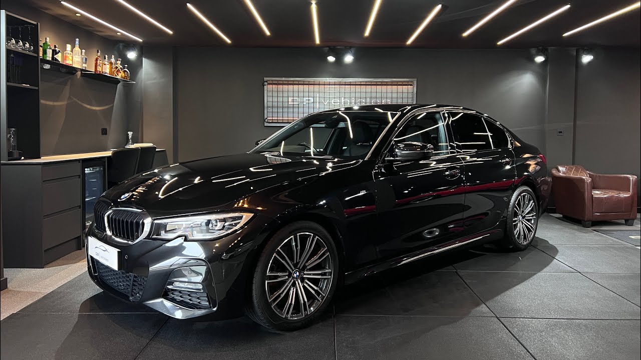 BMM 3 Series 320i M Sport walk around - YouTube