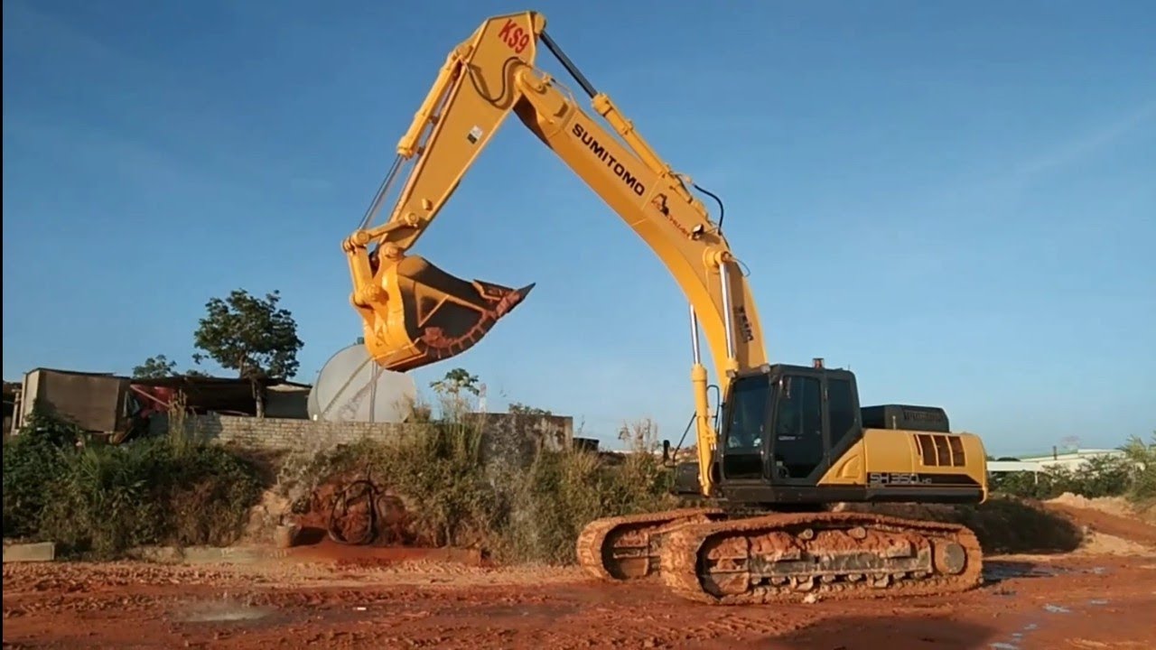 Aksi Mencari & Menemukan Penuh Excavator, Truk Lori hantu, mobil Truck ...