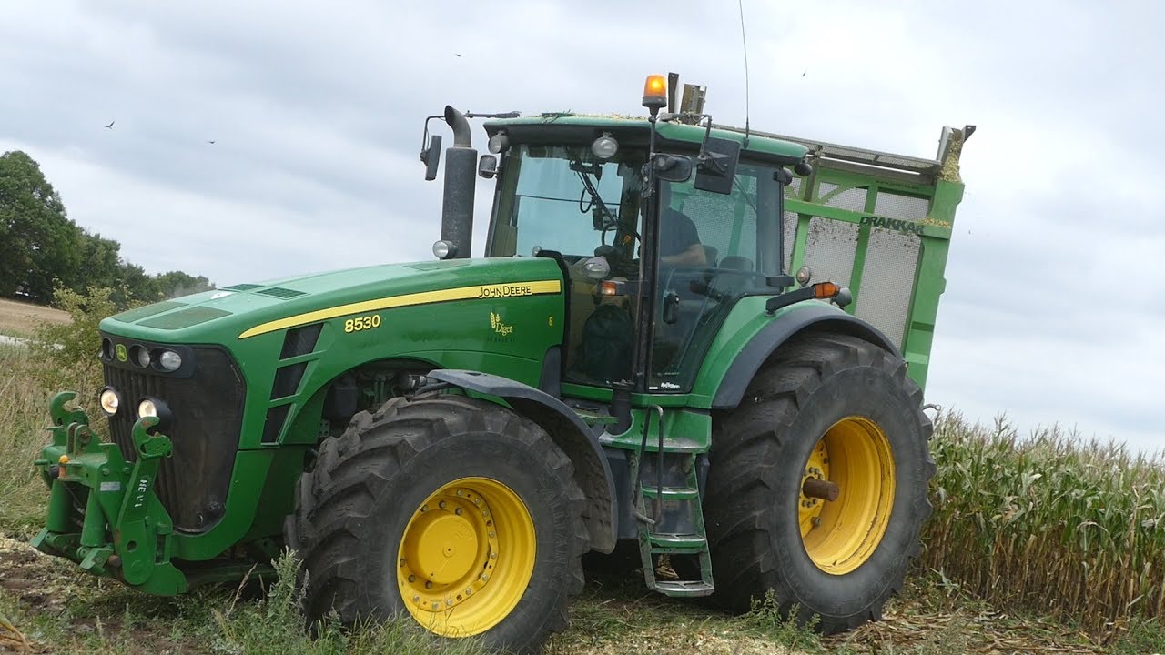 John Deere 8530 Working Hard During The Maize / Corn Season | Pure ...