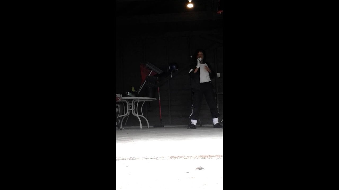 Michael Jackson Billie Jean By JoJo Jackson - YouTube