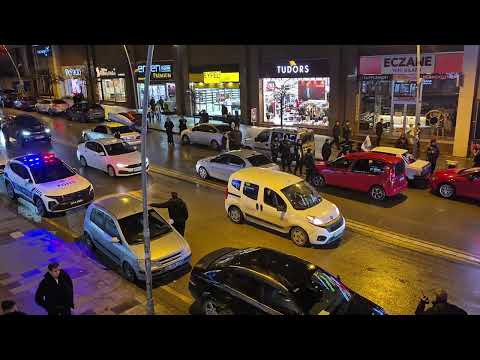 “Dadaşlar Sokakta! Erzurumspor FK Zaferi Sonrası Şehir Bayram Yerine Döndü!”                     