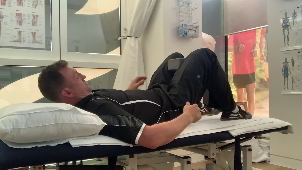 Isometric adductor squeezes - YouTube