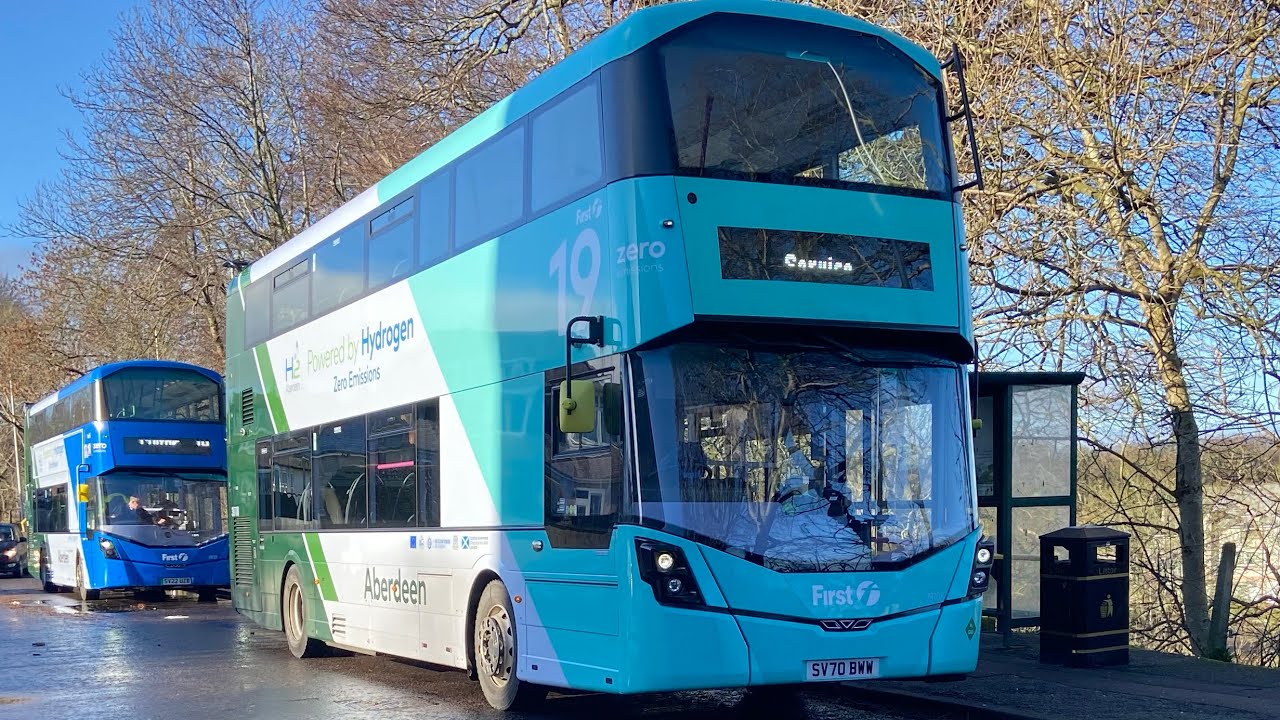 First Aberdeen • Wright Streetdeck FCEV Hydroliner • 39708 SV70BWW ...
