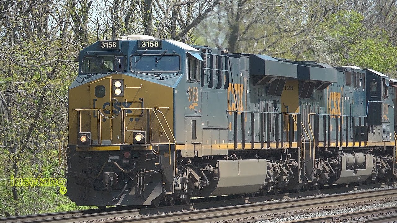 (14) CSX Q561 @ Westfield May 15 2019 - YouTube