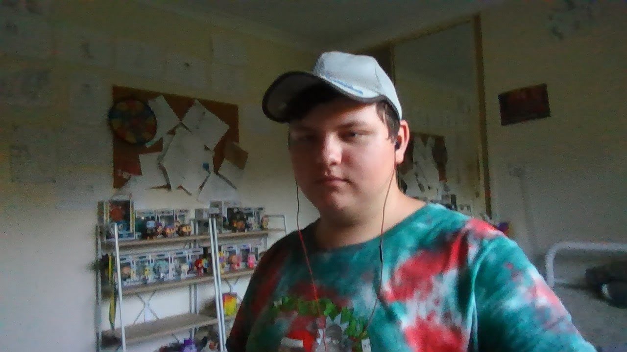 Loser sits in his room and does impressions for three minutes - YouTube