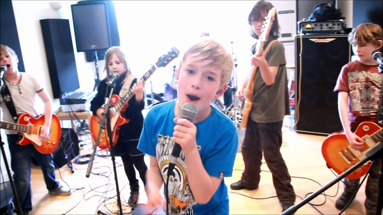 The Mini Band practice a hybrid song for a big music competition - YouTube