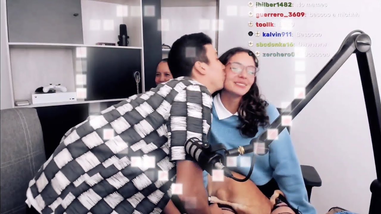 Abrahaham y Mich reconciliados, stream juntos con mama simia. - YouTube