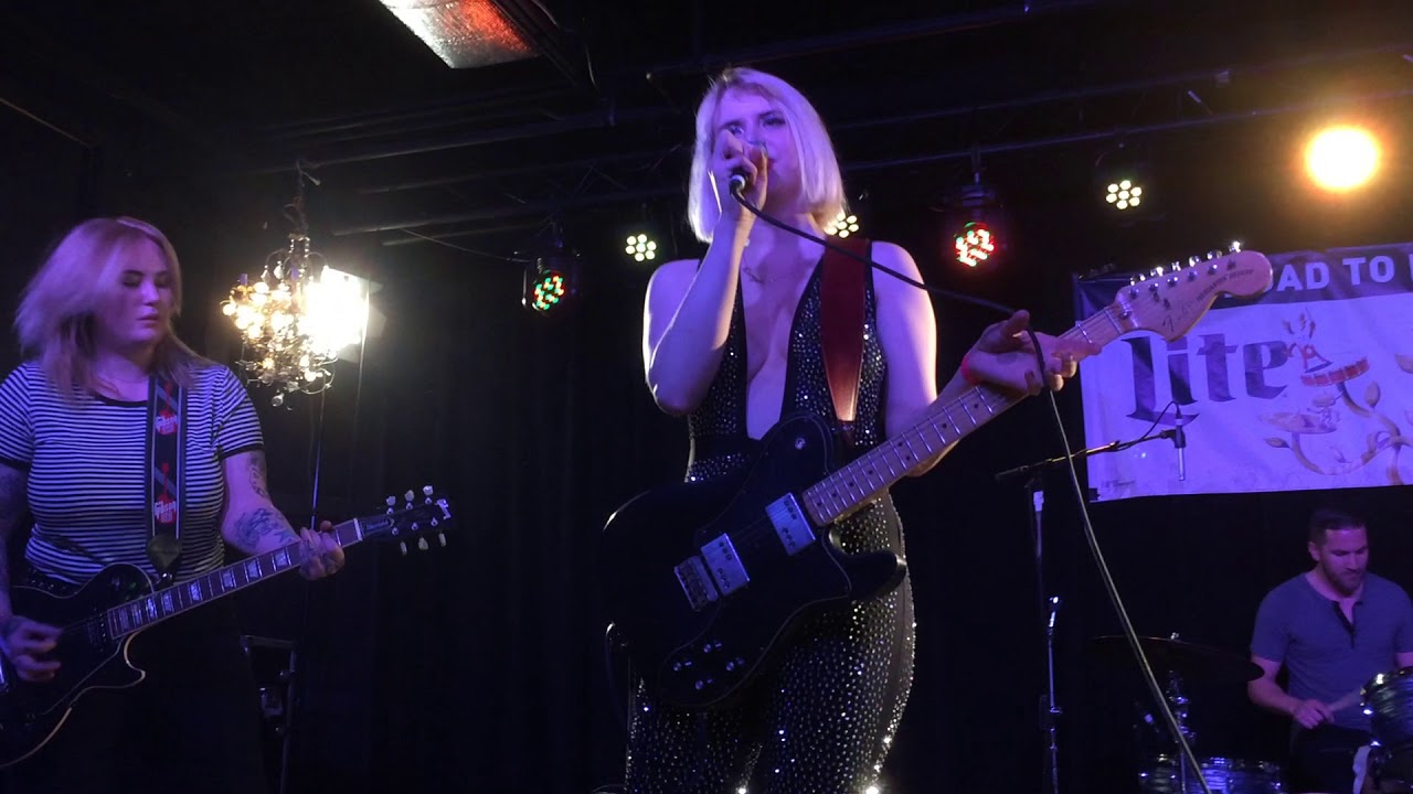 SHAKE (Live at Road to Roo) - Lauren Strange & the Pretty Killers - YouTube