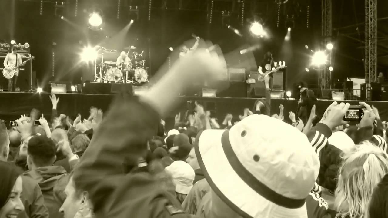 THE STONE ROSES - SALLY CINNAMON - GLASGOW GREEN - JUNE 15TH 2013 - YouTube