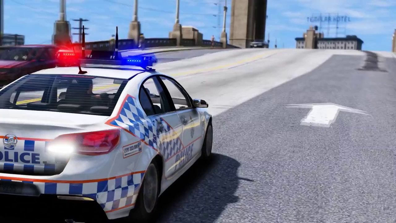 QPS Holden VF Commodore Evoke - YouTube
