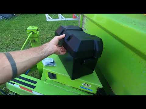Attwood 9067 1 Heavy Duty Acid Resistant Power Guard Series 27 Vented Marine Boat Battery Box Review