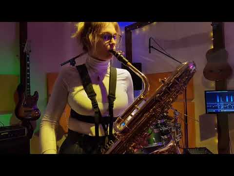 Far over the misty mountains cold - Hobbit - Bass-Saxophon