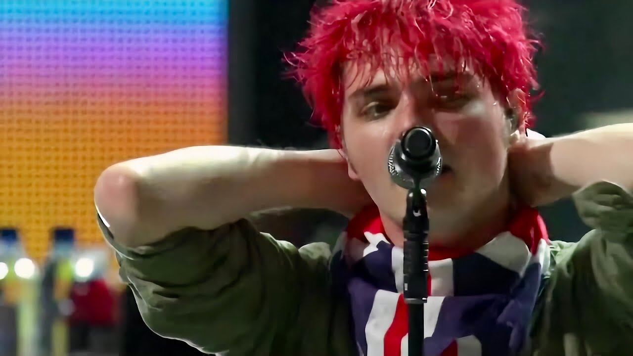 My Chemical Romance - Vampire Money (Live at iTunes Festival 2011 ...