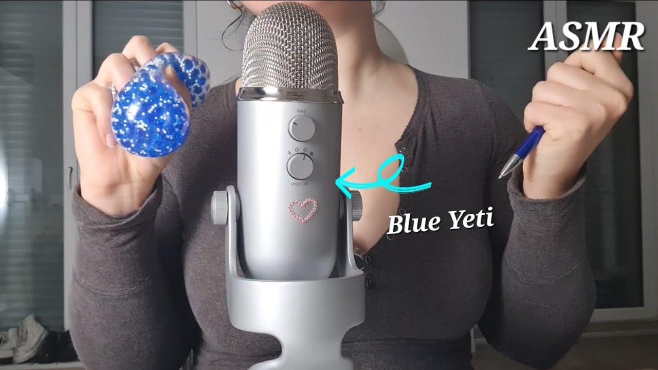 Asmr testing out my new blue yeti mic 🎤 (lots of rambling, random ...