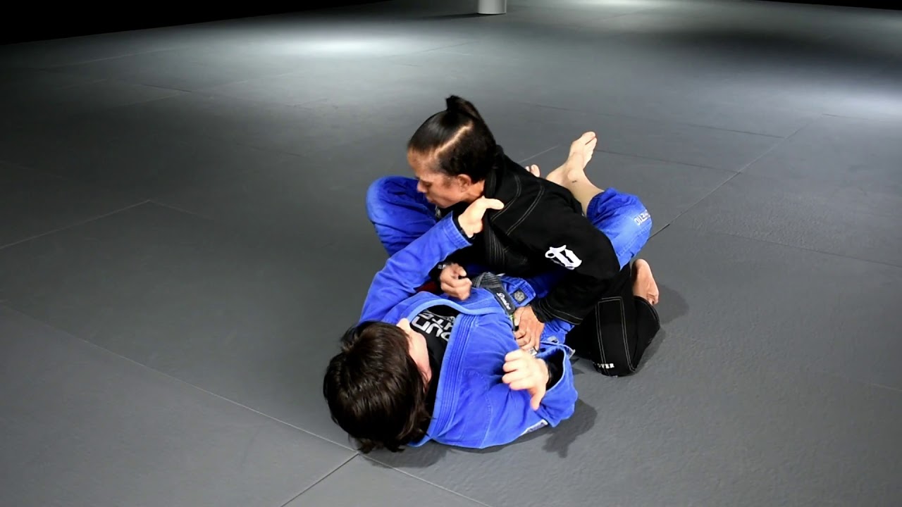 Denise Houle Armbar from Closed Guard - YouTube