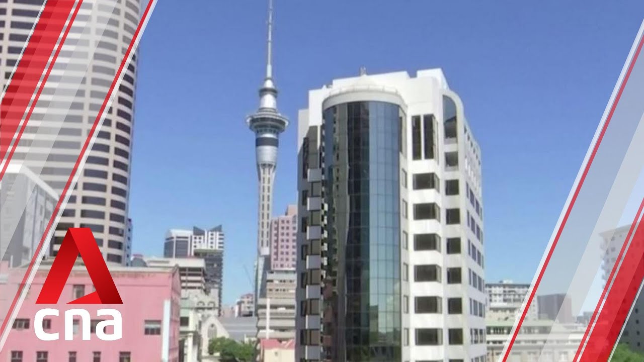 COVID-19: New Zealand extends lockdown in Auckland by 12 days - YouTube