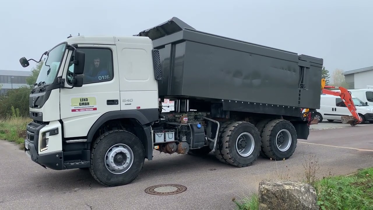 1041 Volvo 6x4 - YouTube
