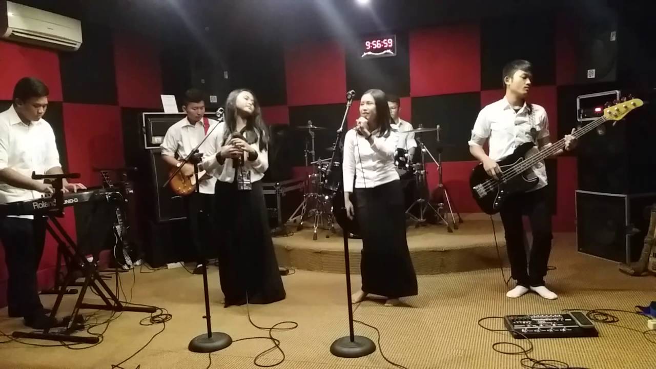 Penampilan Lomba Band FOURTFEST'16 #3 - YouTube