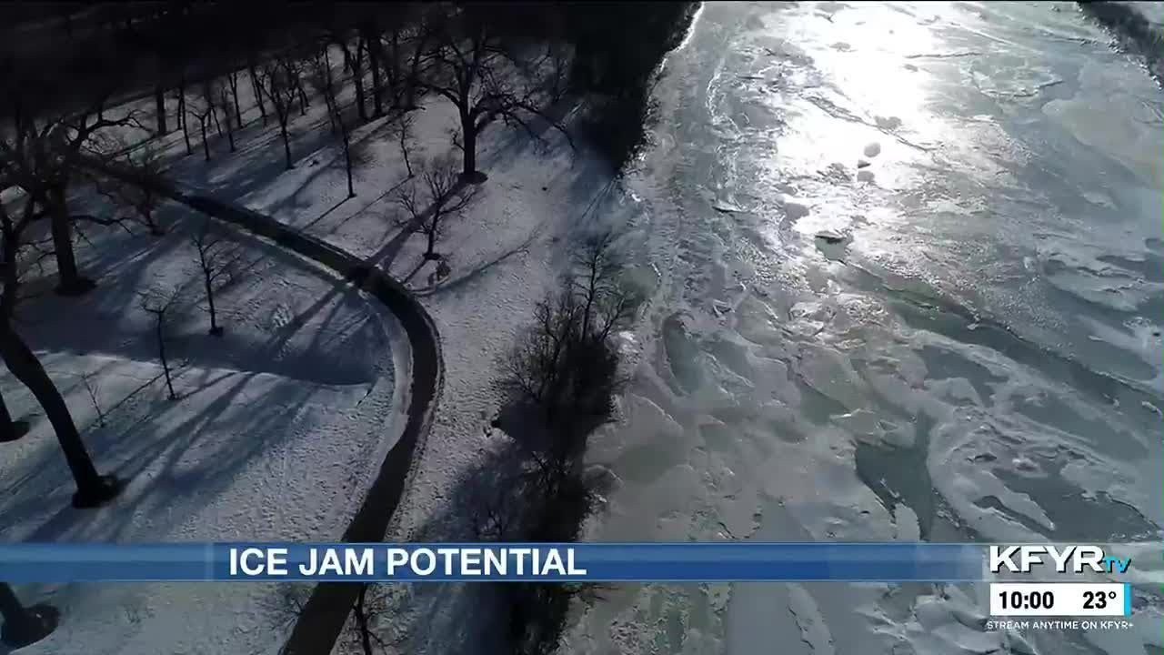 Hydrologists say ice jams unlikely but still possible - YouTube