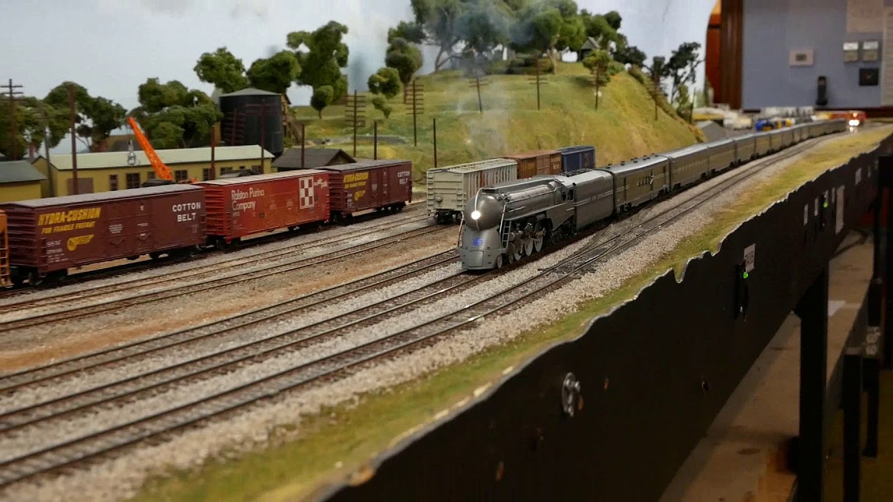 New York Central Dreyfus Hudson at the Carquinez Club Winter 2018 Open ...