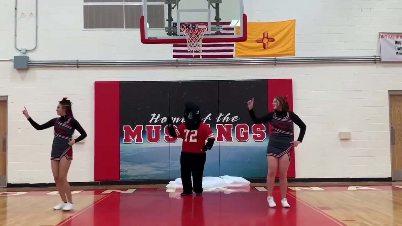 Monster Mash MHS VARSITY CHEER - YouTube