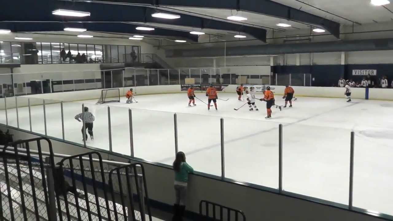OPRF Huskies JV Hockey vs. Plainfield Predators October 27, 2013 - YouTube